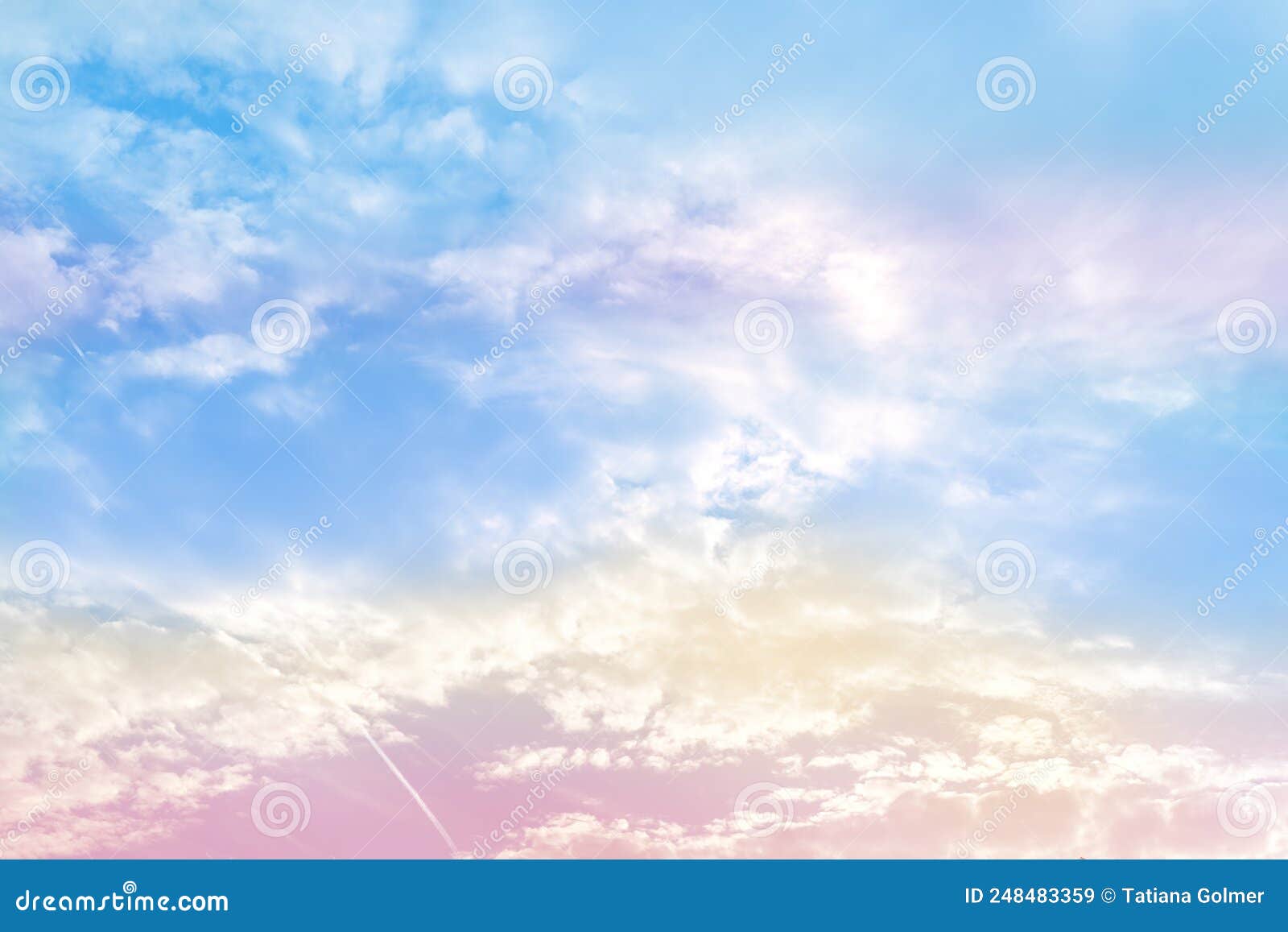 Background Light Sky Gradient, Close-up of Beautiful White Fluffy ...
