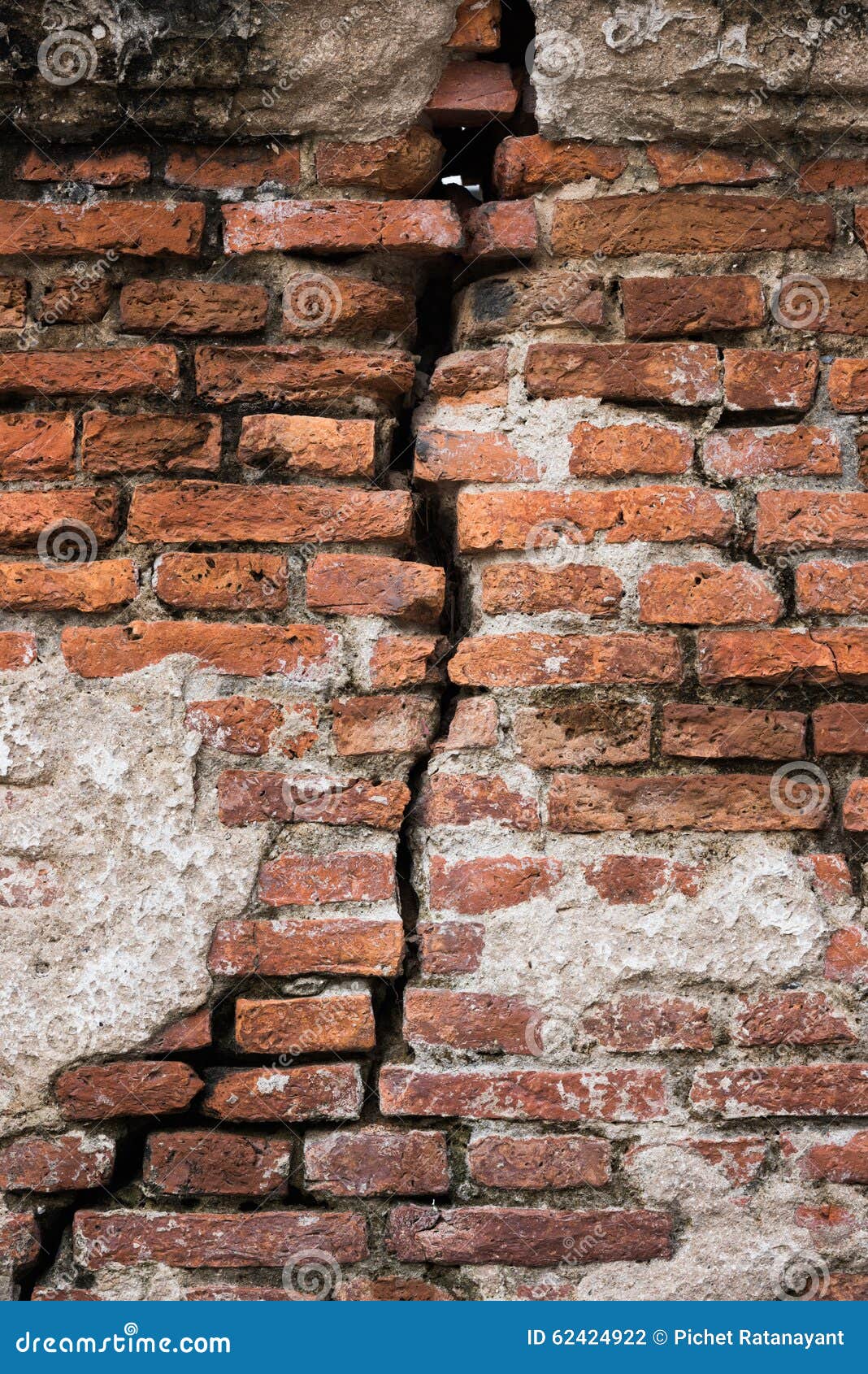 Cracked Brick Wall Texture