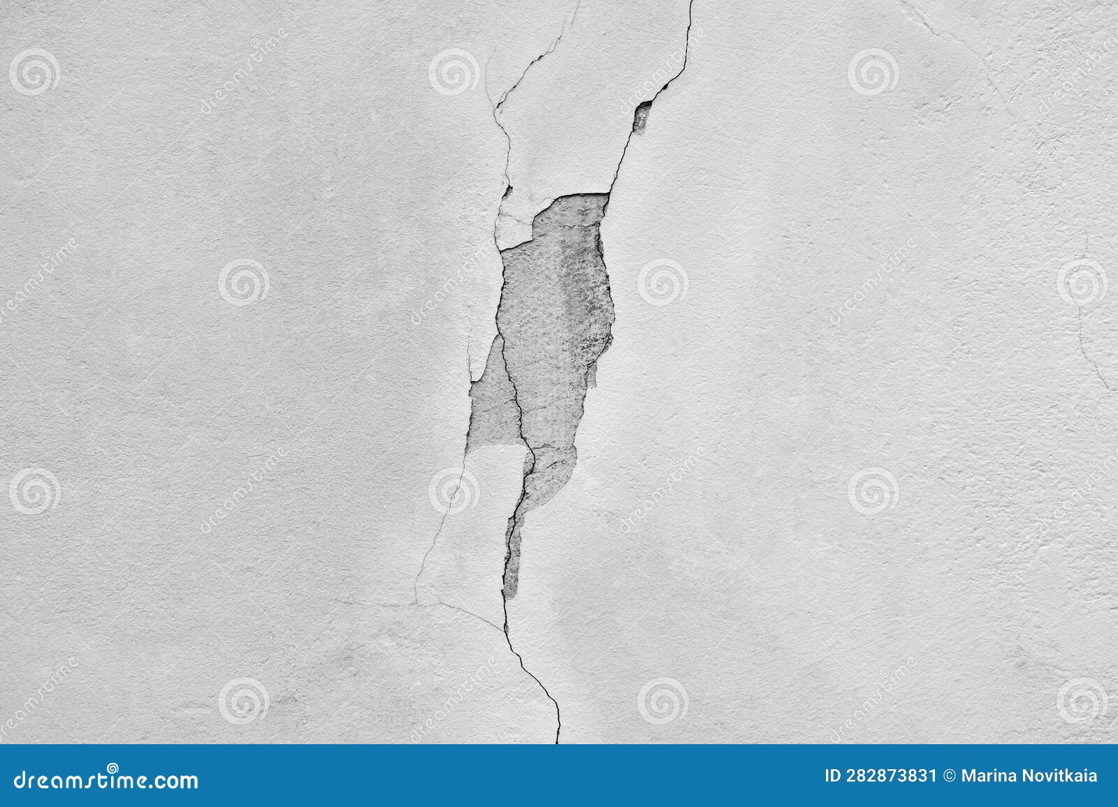 Background of Old Wall with Cracks and Collapsed Plaster. Texture of ...