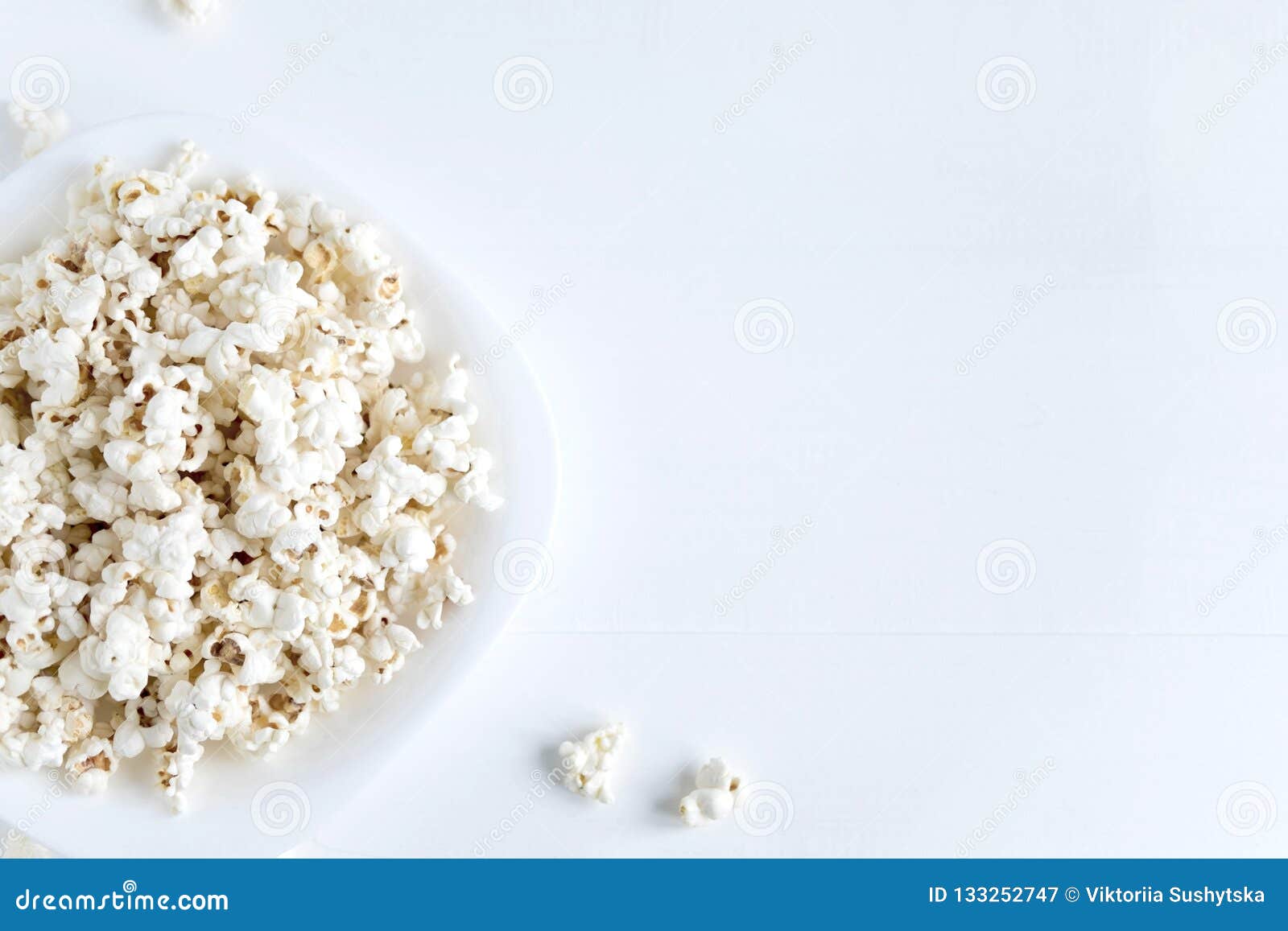 Background with a Plate of Popcorn. White Background with Popcorn ...