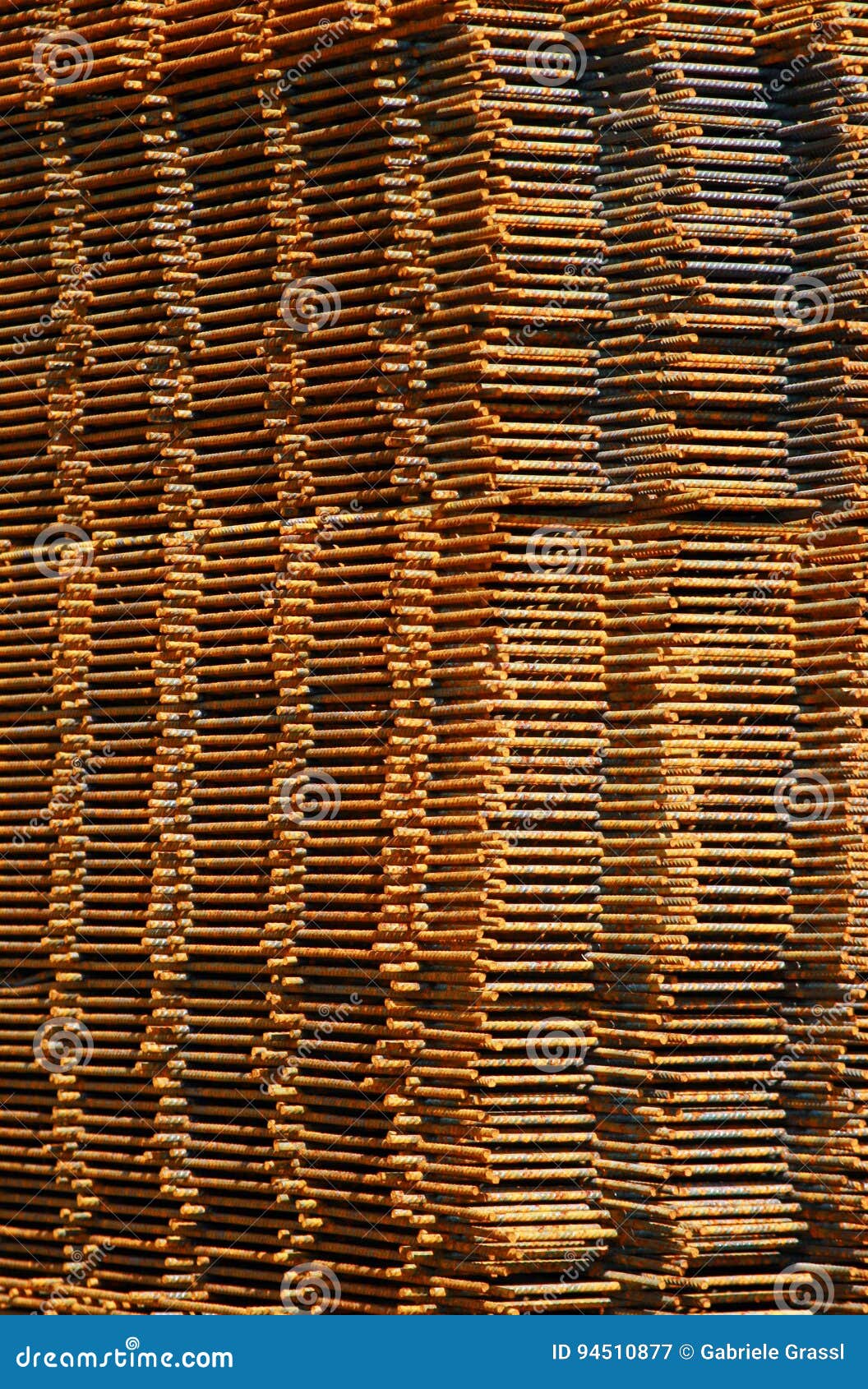 Background Rusty Construction Steel Mats Stock Image - Image of mesh ...