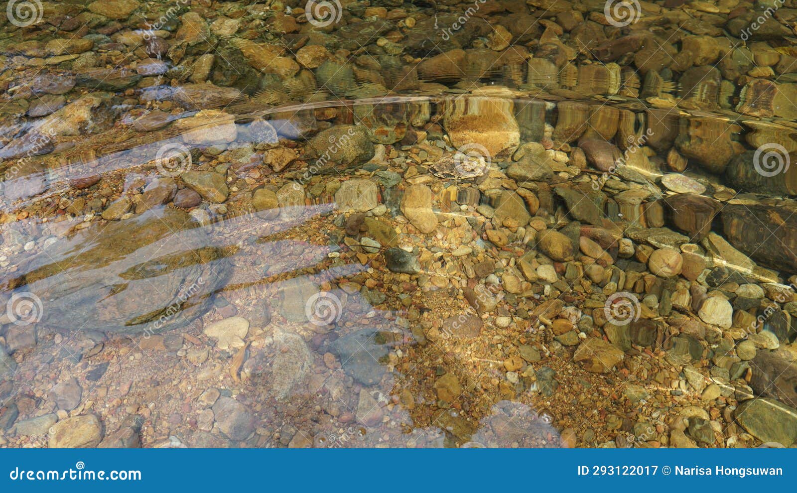 Light Ripple Patterns from Sunlight through Waves on Underwater Round ...
