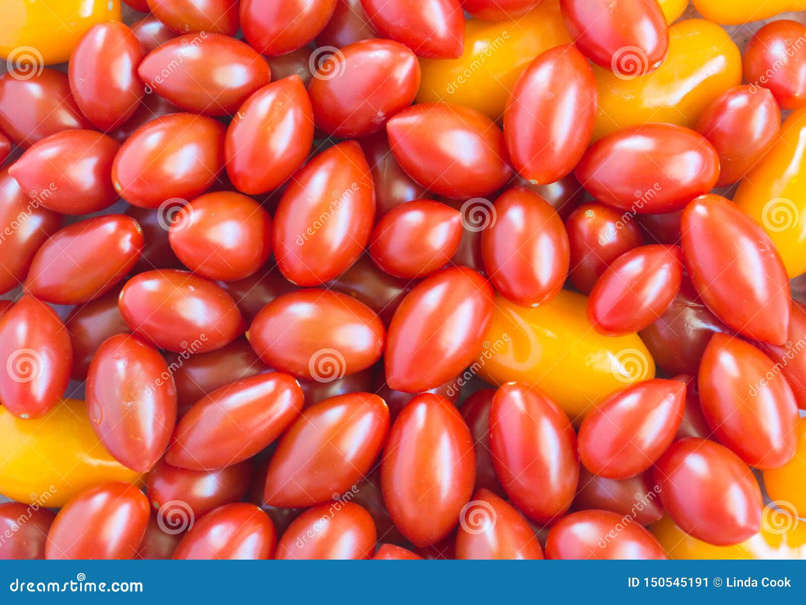 Background Texture - Jumble of Red and Orange Grape Tomatoes Stock ...
