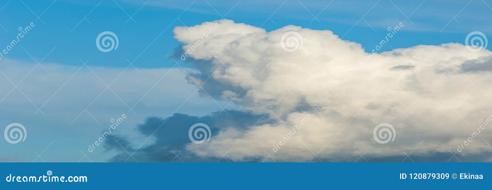 Background Texture, Pattern. Cumulus Clouds with Sunlight. Dark Stock ...