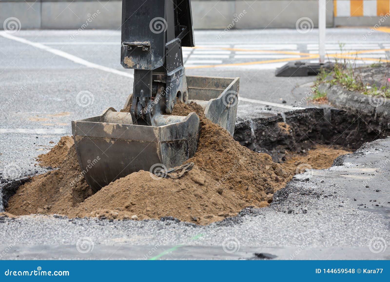Backhoe_claw stock photo. Image of working, digger, water - 144659548