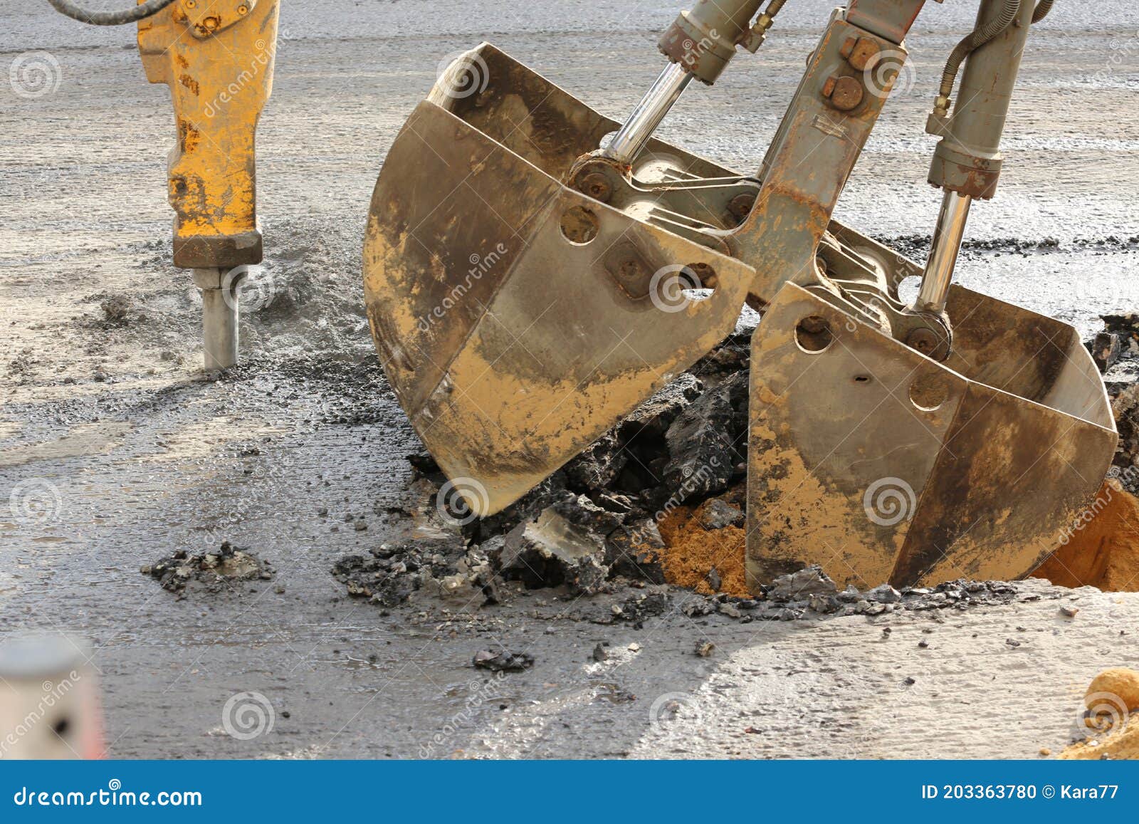 Backhoe_claw stock photo. Image of road, backhoe, digger - 203363780