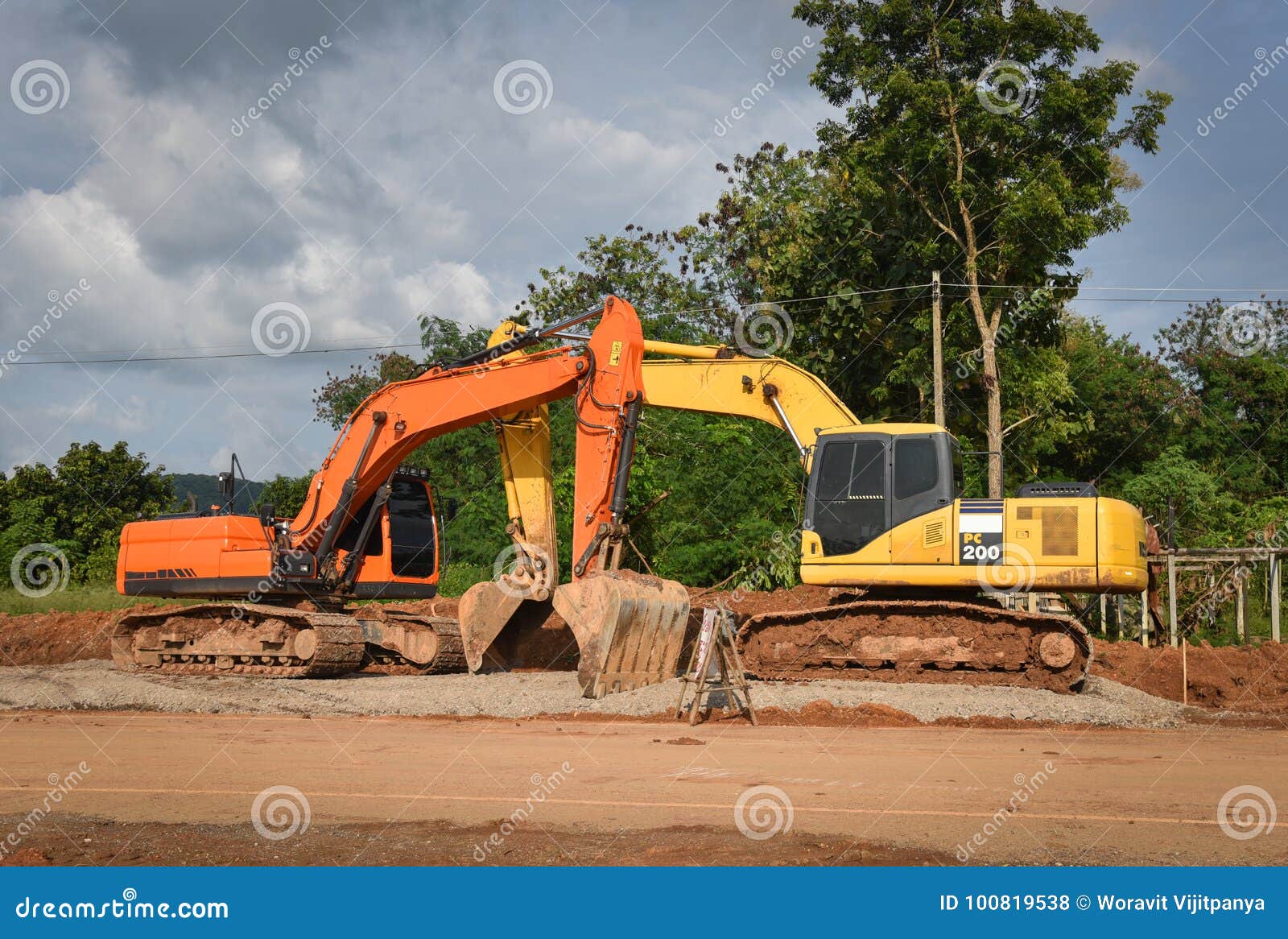 Backhoe editorial stock photo. Image of truck, excavation - 100819538