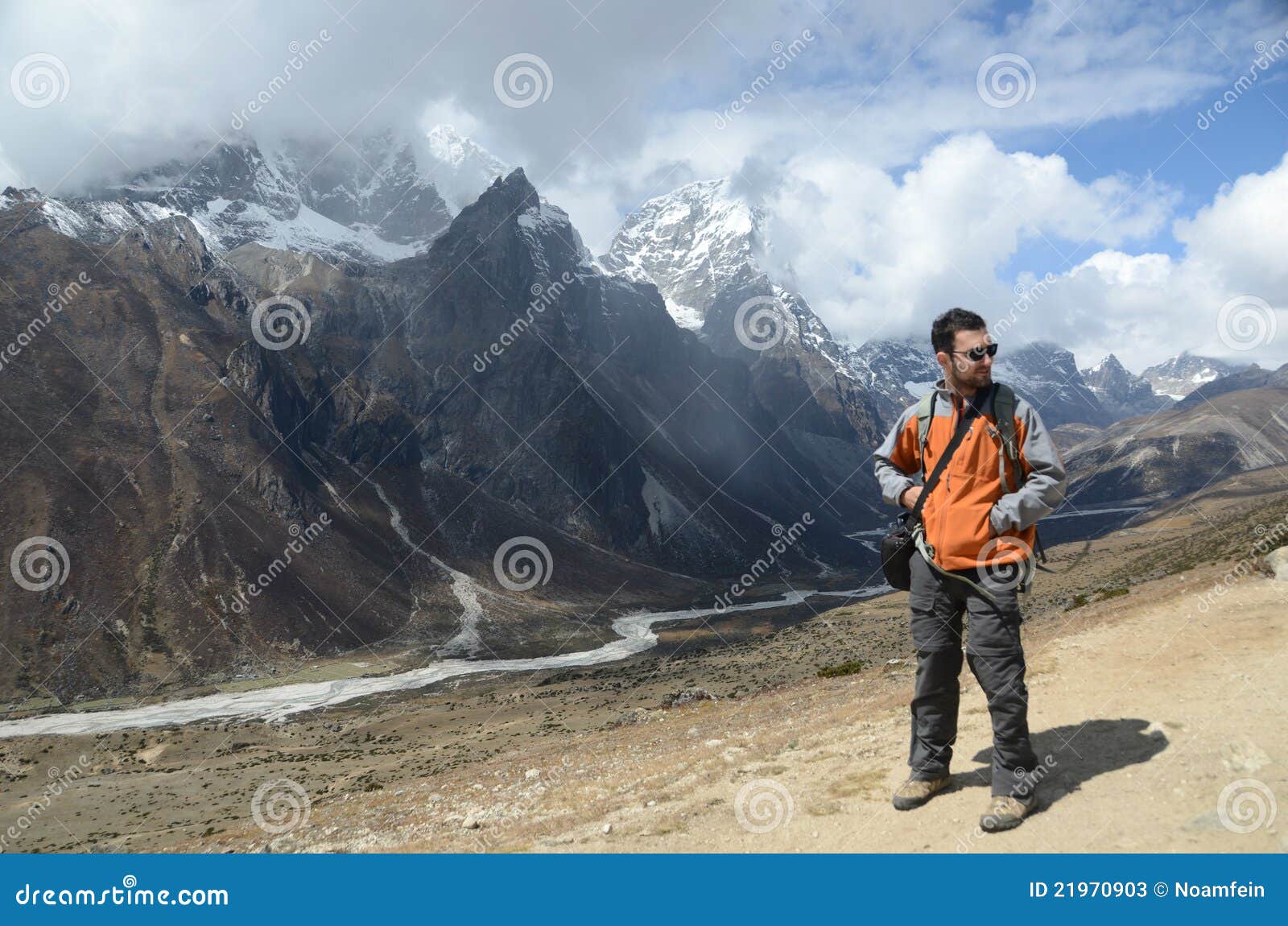 Backpacker in the Mountains Stock Image - Image of pass, cholatse: 21970903