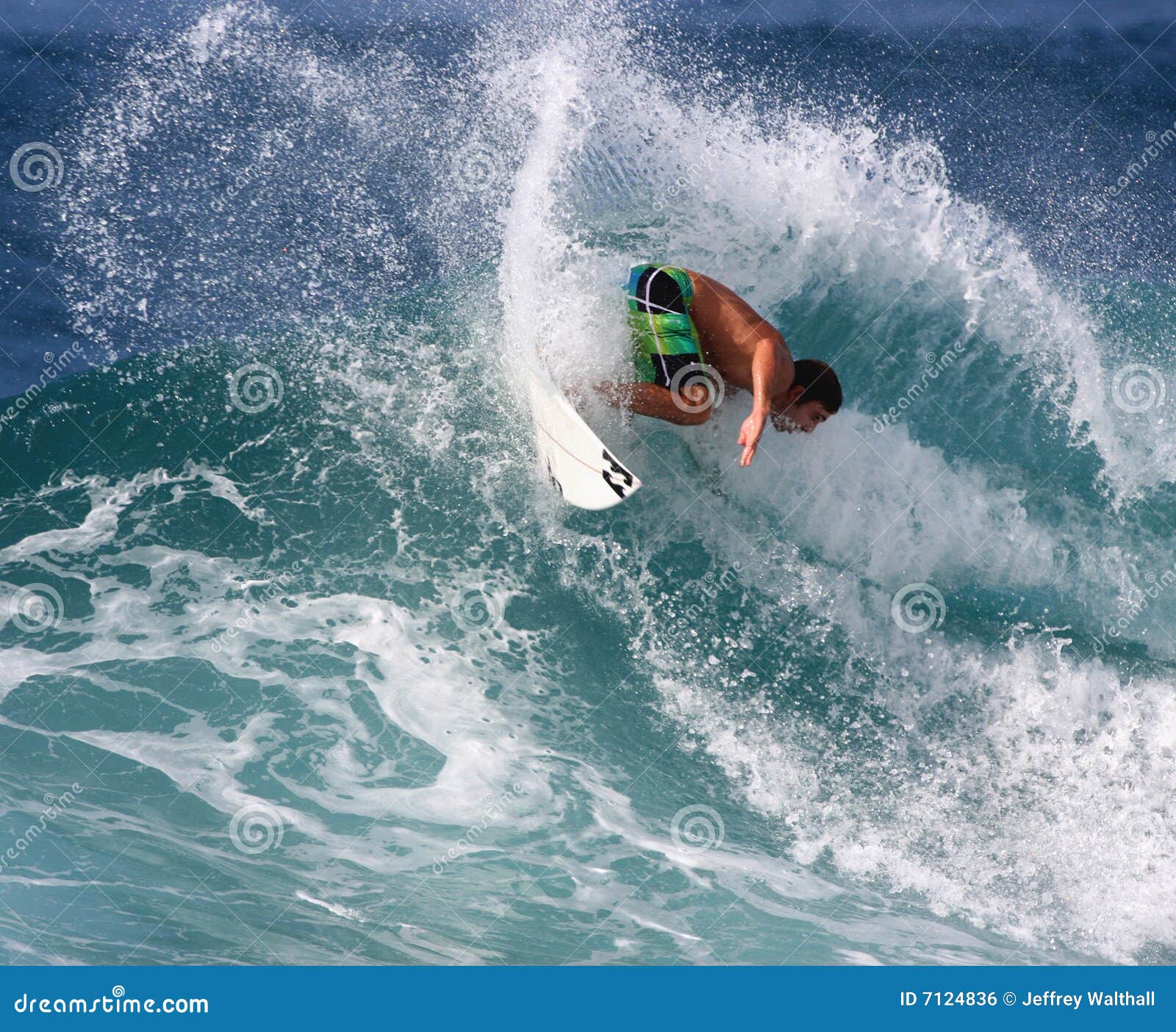 Backside surfer editorial photo. Image of haleiwa, athlete - 7124836