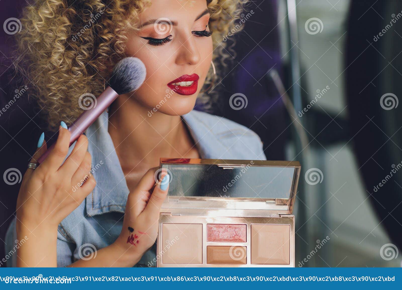 Backstage Scene: Professional Make-up Artist Doing Glamour Model Makeup ...