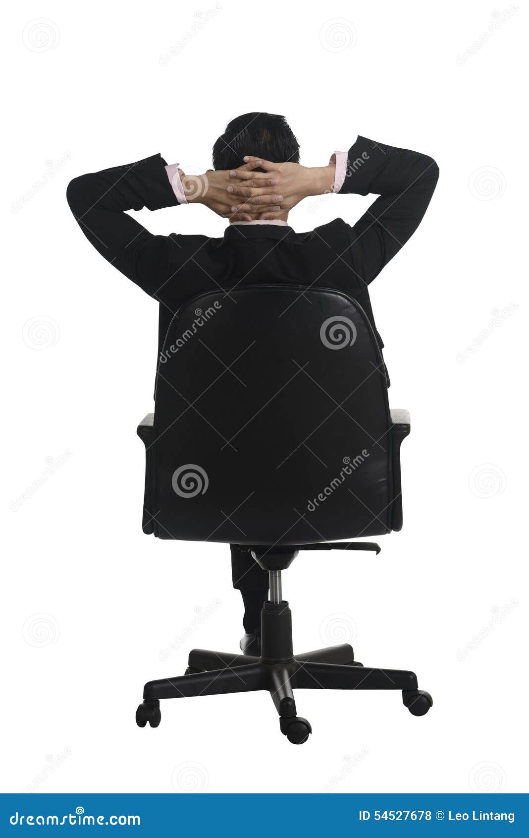 Backview Del Hombre Que Se Sienta En La Silla Foto de archivo - Imagen ...