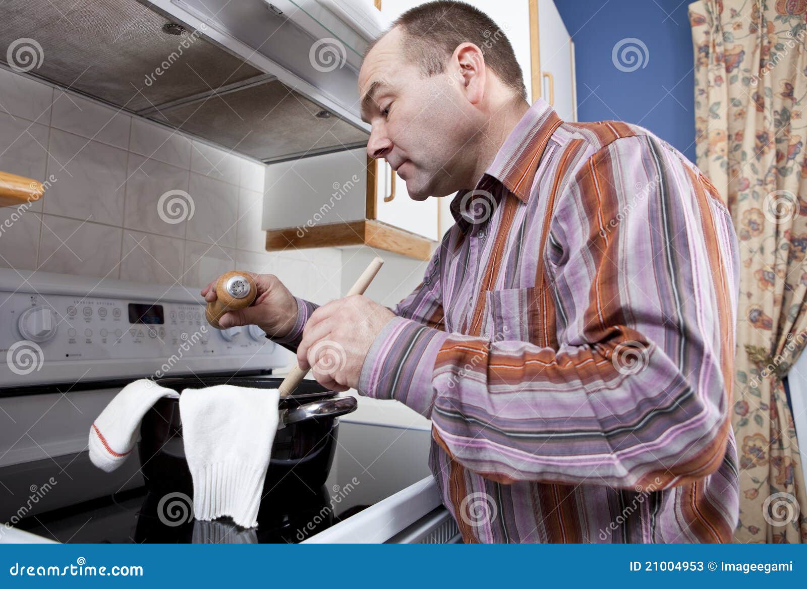 Bad Cook stock image. Image of humor, indoor, diner, failure - 21004953