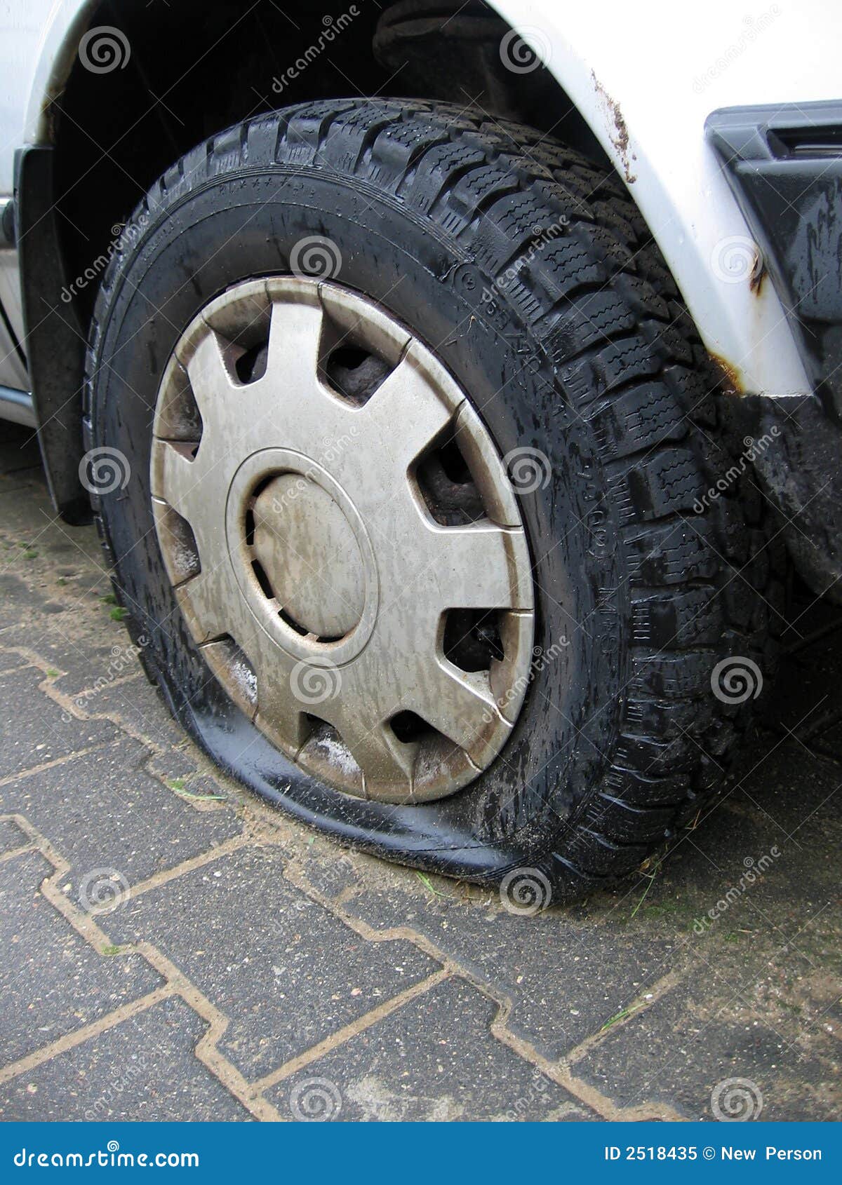 721 Car Punctured Tyre Stock Photos - Free & Royalty-Free Stock Photos ...