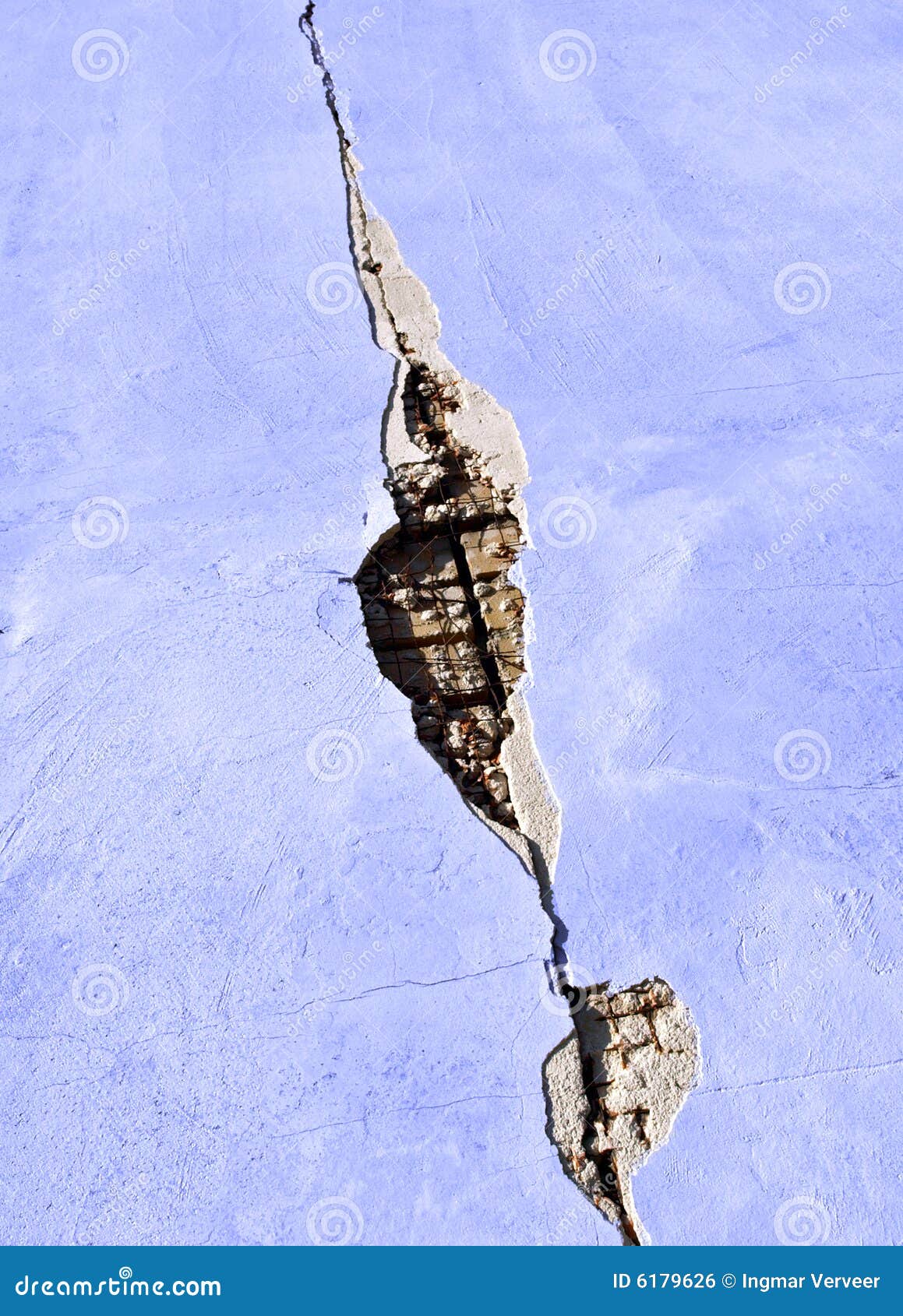 Bad Maintenance Picture. Image: 6179626