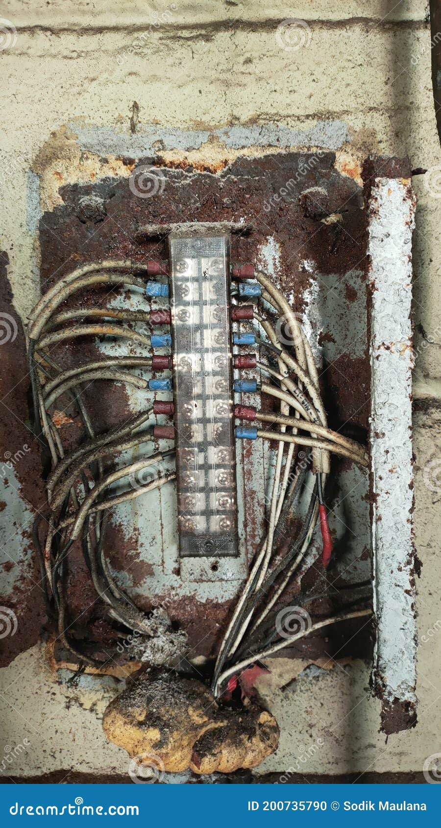 Bad Terminal Box Cable Instalation Stock Photo - Image of instalation ...