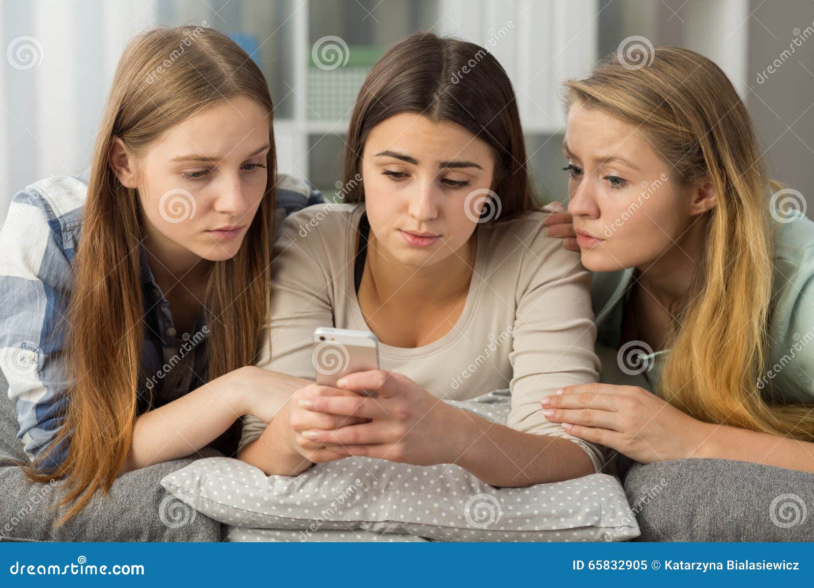 Bad text message stock image. Image of horizontal, people - 65832905