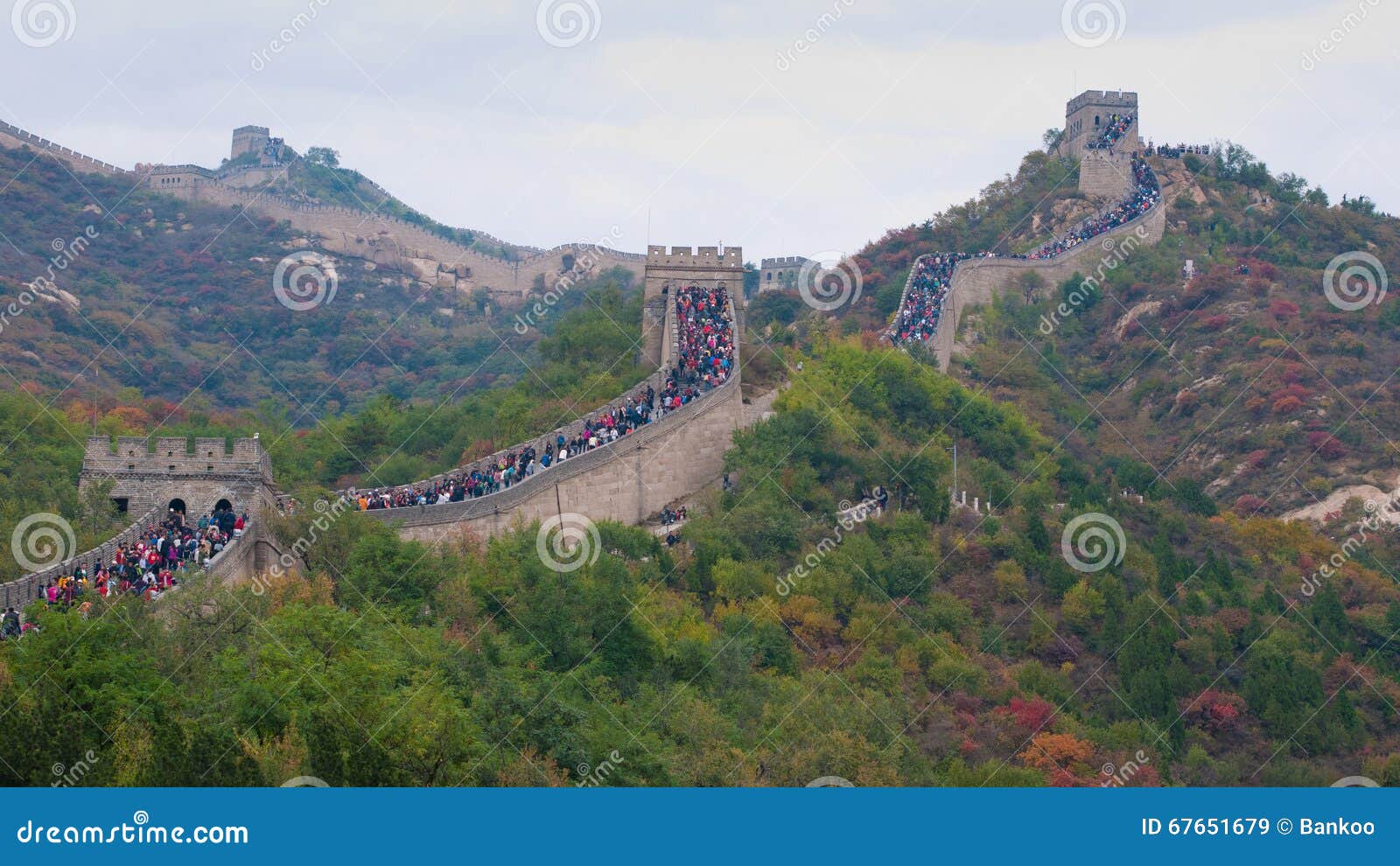 Badaling Great Wall at Weekend in Autumn Editorial Stock Image - Image ...