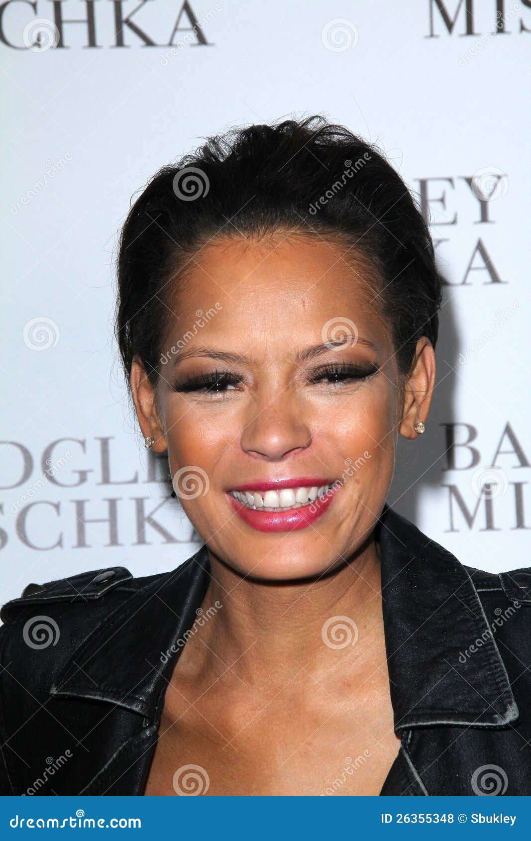 Badgley & Mischka editorial stock photo. Image of badgley - 26355348