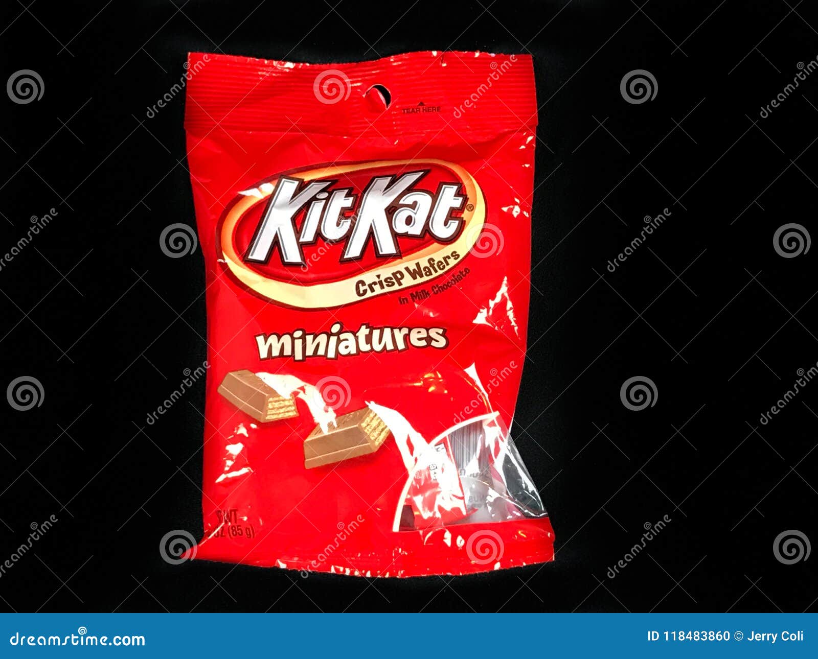 Bag of Kit Kat Chocolate Candy Editorial Image - Image of candy, sweets ...