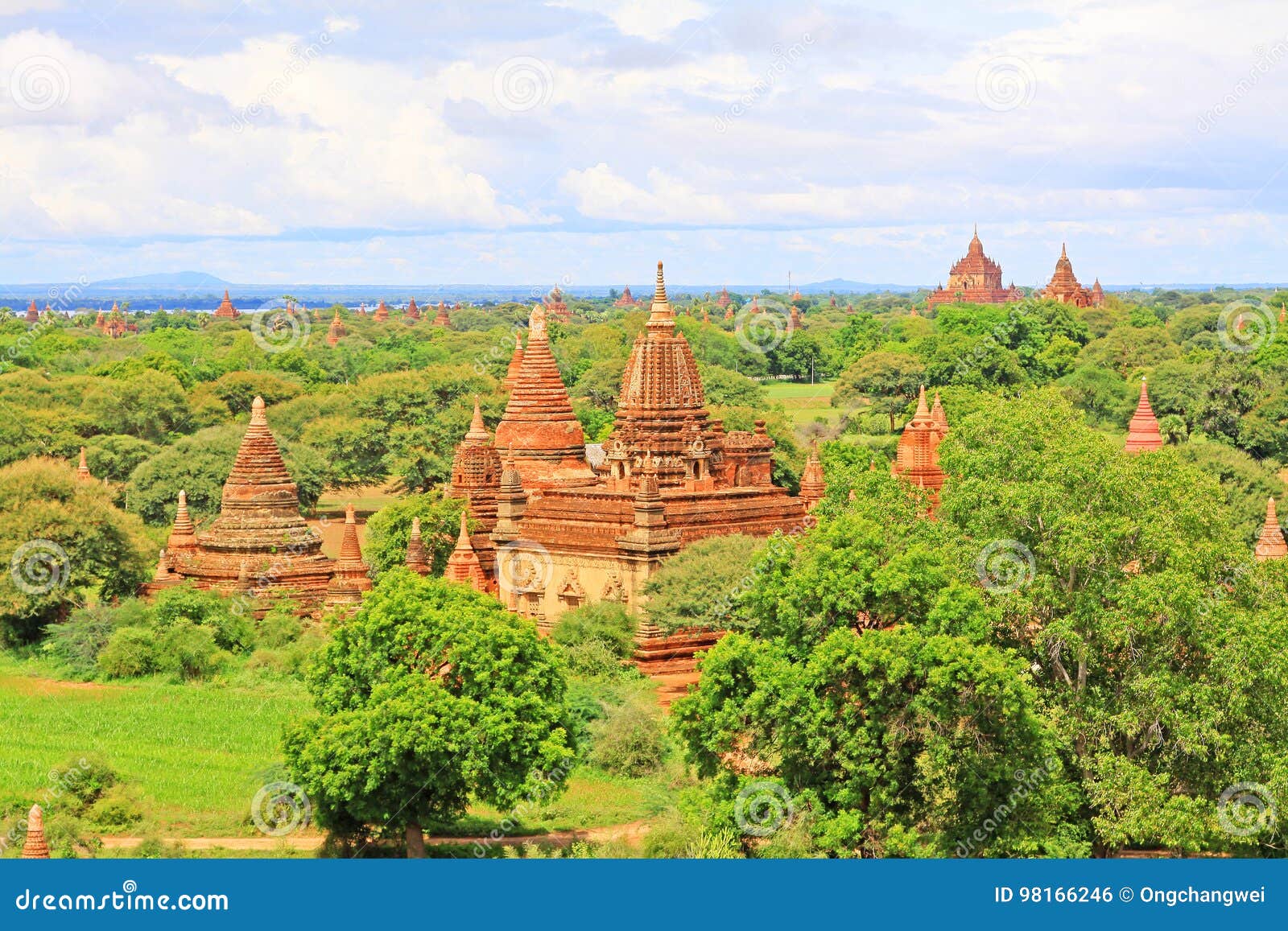 Bagan Archaeological Zone Panorama, Myanmar Foto de Stock - Imagem de ...