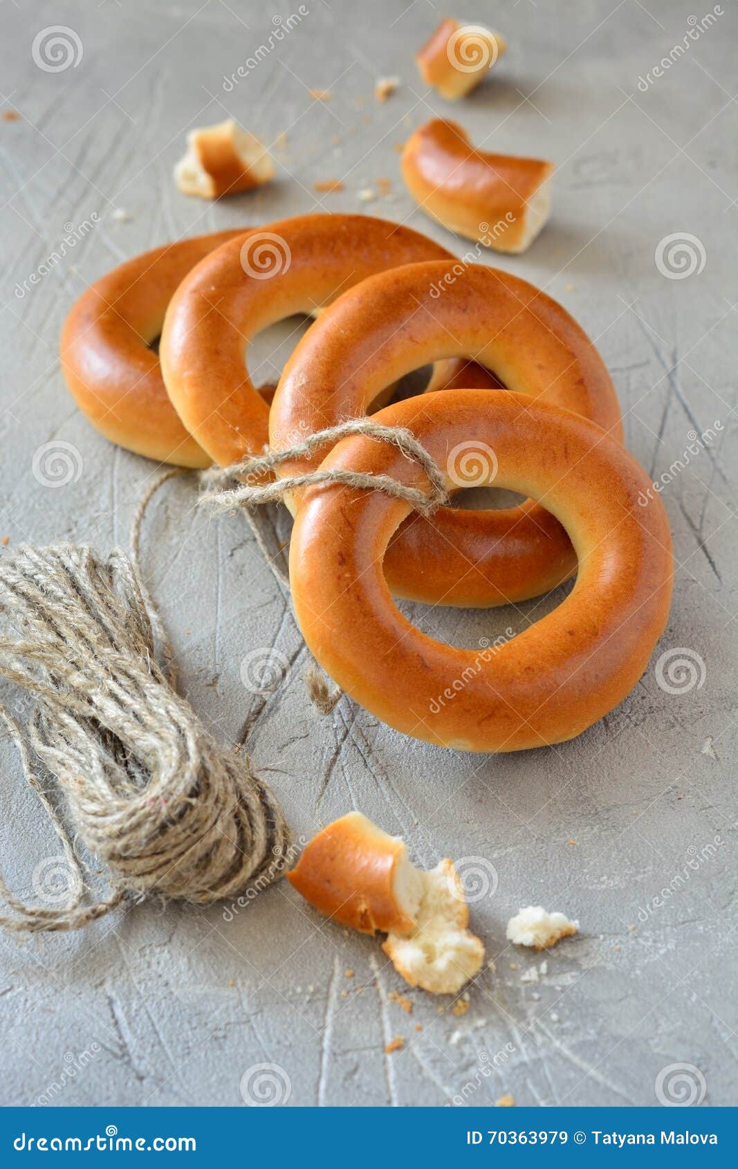 Bagels Round Table on Black Closeup Stock Image - Image of assortment ...