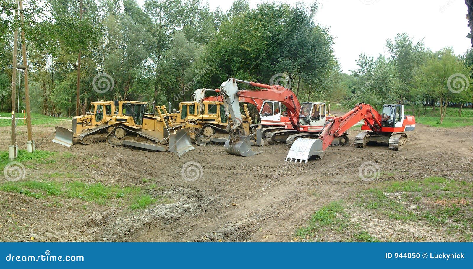 Baggermachines stock foto. Image of industrieel, uitgraving - 944050