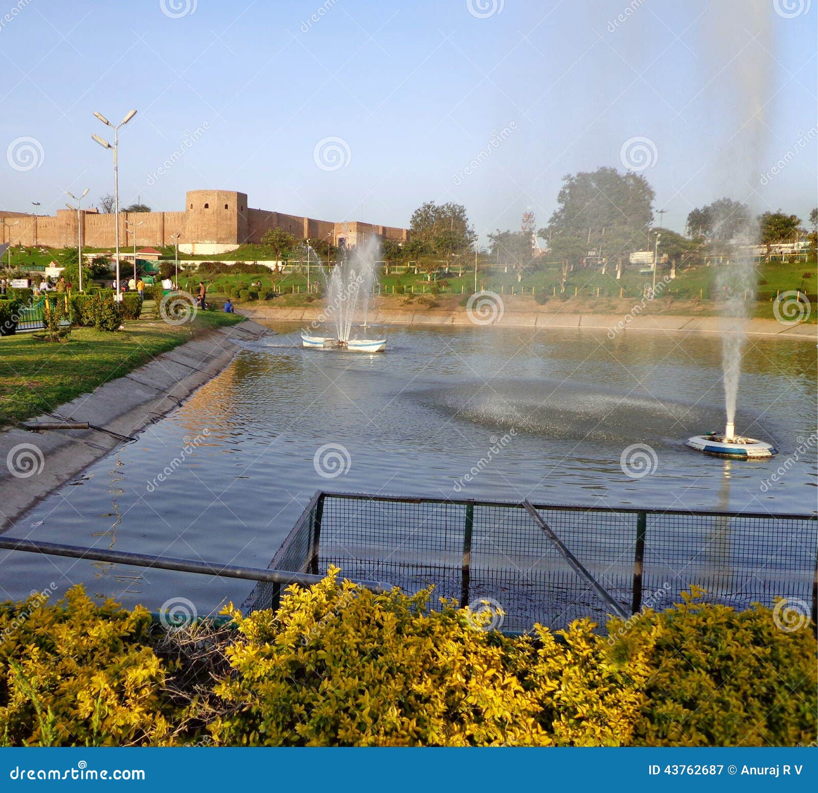 Bagh-e-Bahu Park in Jammu & Kashmir Editorial Photography - Image of ...