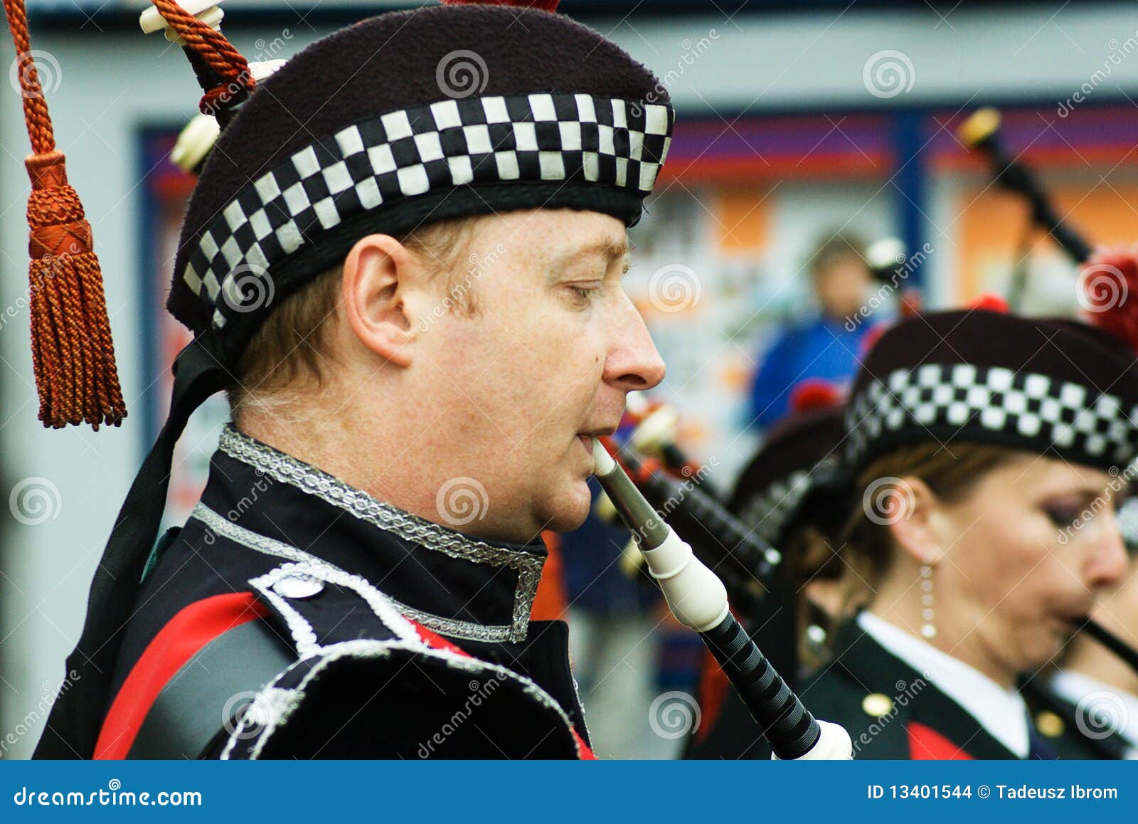 Bagpipers editorial stock image. Image of entertainment - 13401544