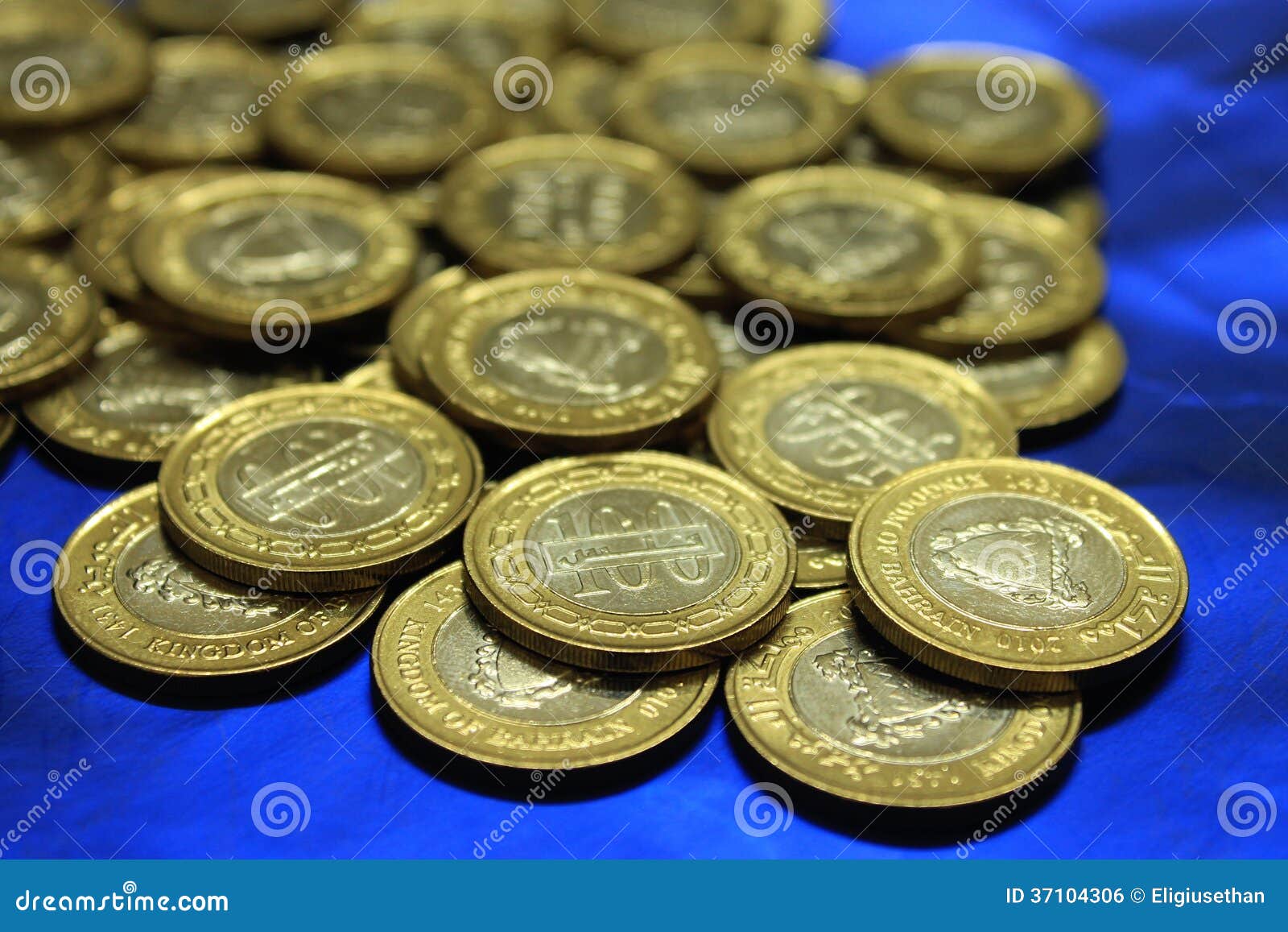 Bahrain Coins Currency stock photo. Image of market, banking - 37104306
