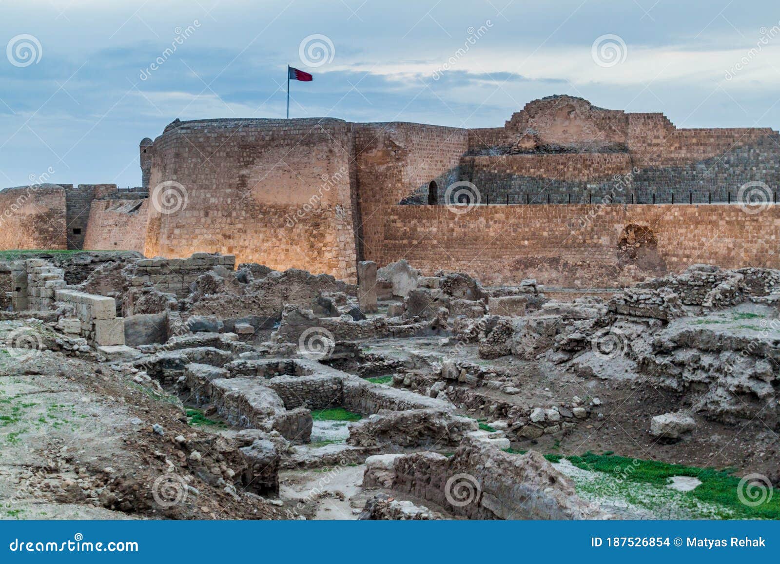 Bahrain Fort editorial stock image. Image of remains - 187526854