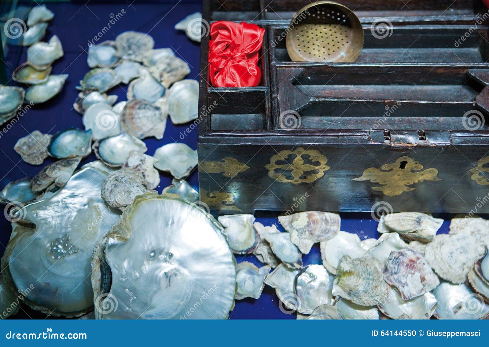 Bahrain Pearls Stock Photos - Free & Royalty-Free Stock Photos from ...