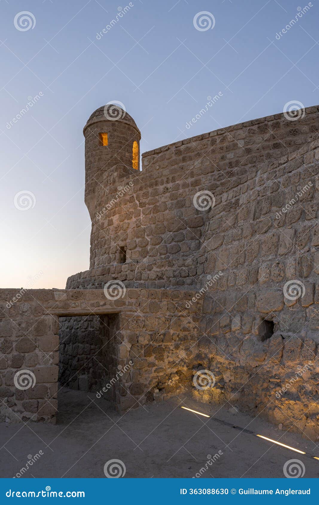 Bahrain - Manama - Qalat Al Bahrain Fort Stock Photo - Image of ...