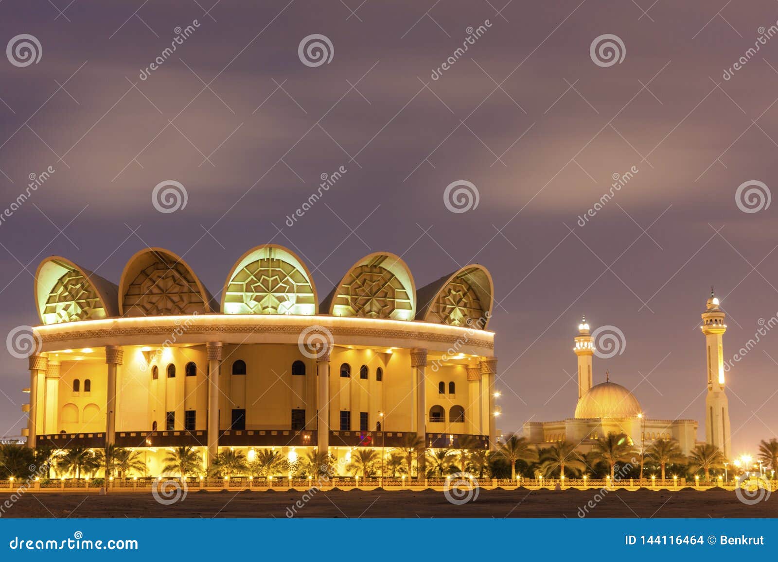 Bahrajn Al i zdjęcie stock. Obraz złożonej z manama - 144116464