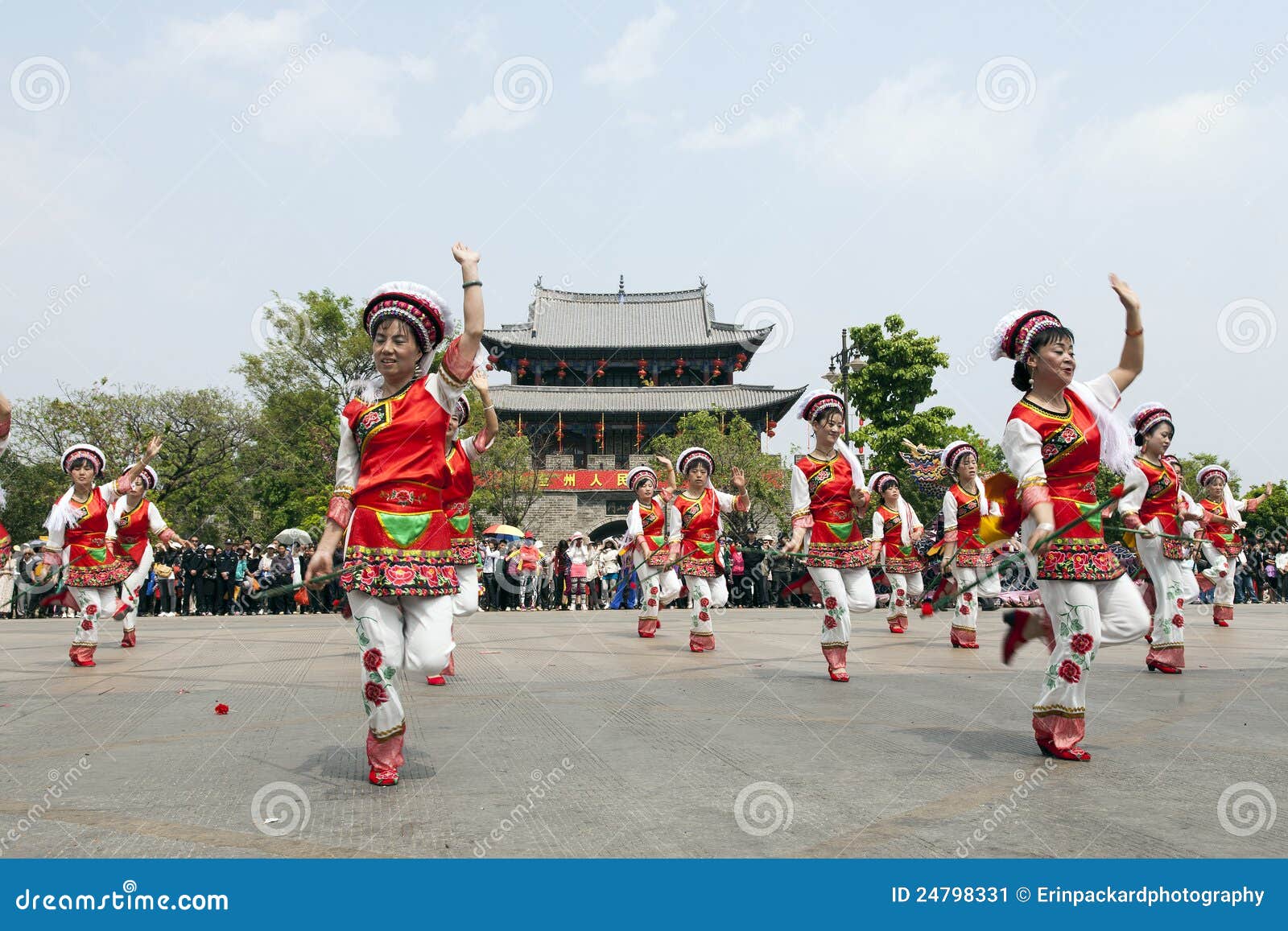 Bai Chinese Dancers editorial photo. Image of month, orient - 24798331
