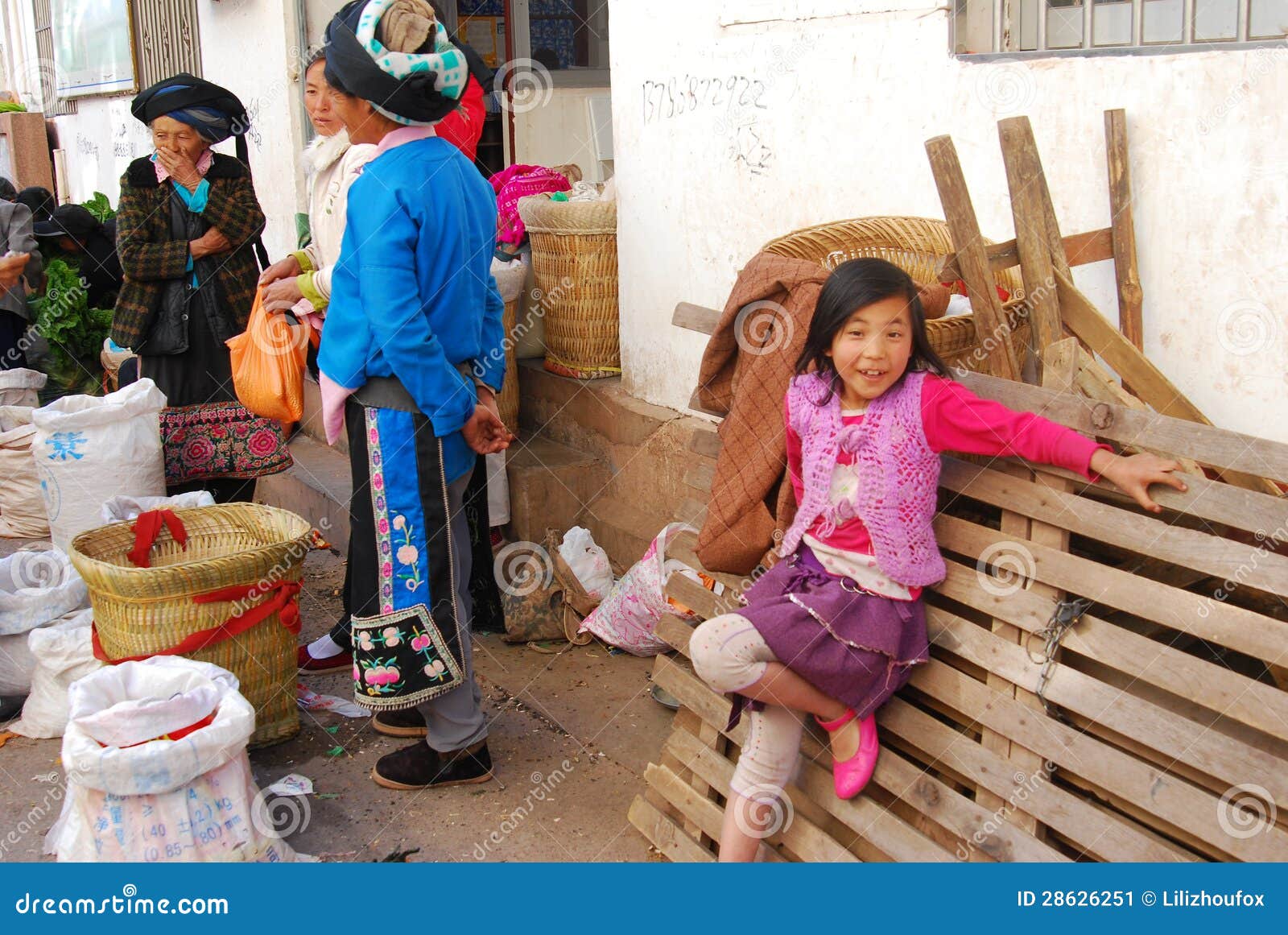 Bai People in Southwest China Editorial Photo - Image of chinese ...