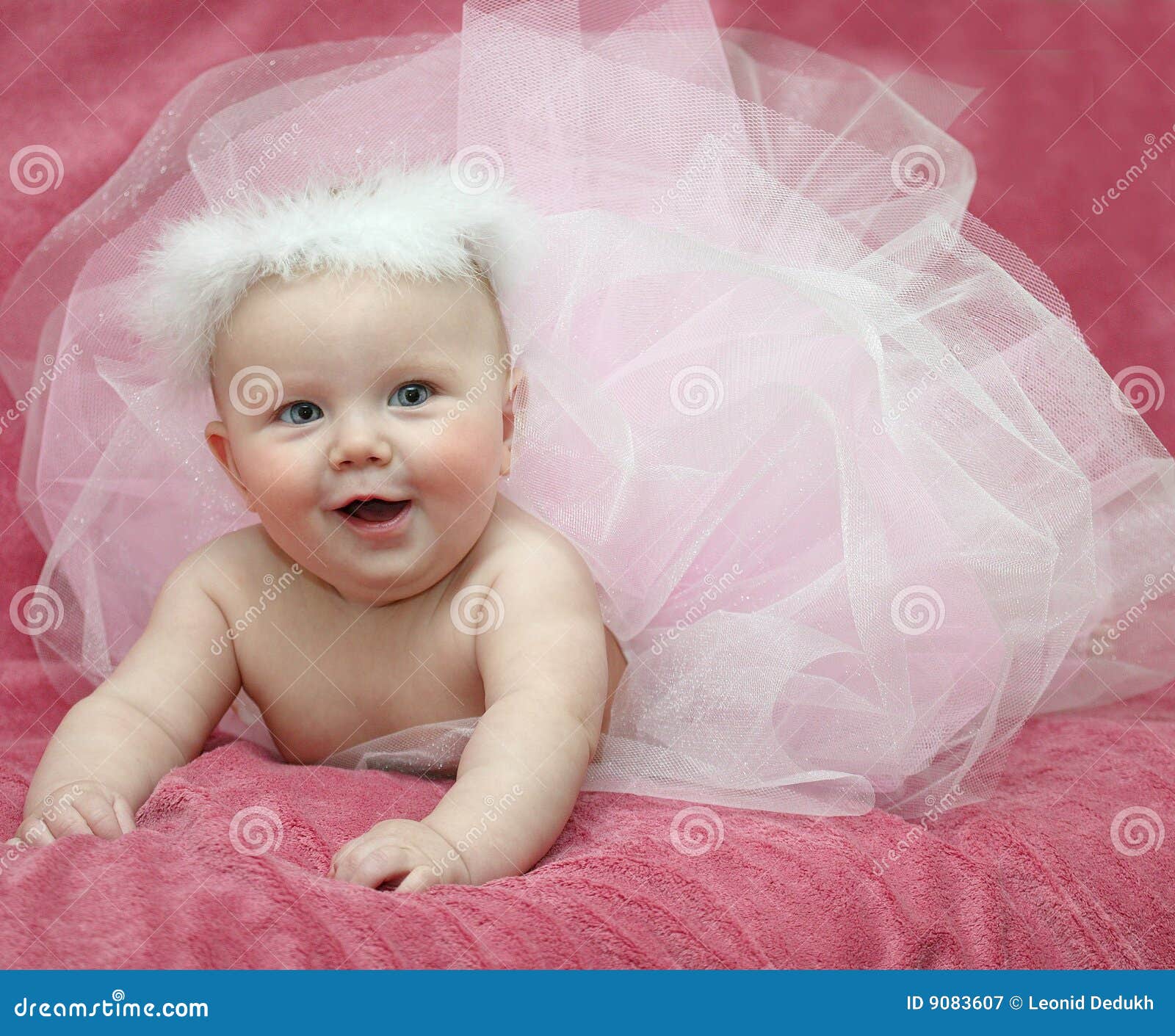 Bailarina del bebé imagen de archivo. Imagen de fondo - 9083607