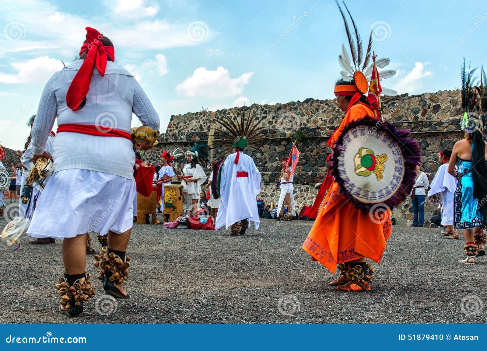 Baile de los Aztecas imagen editorial. Imagen de estructura - 51879410