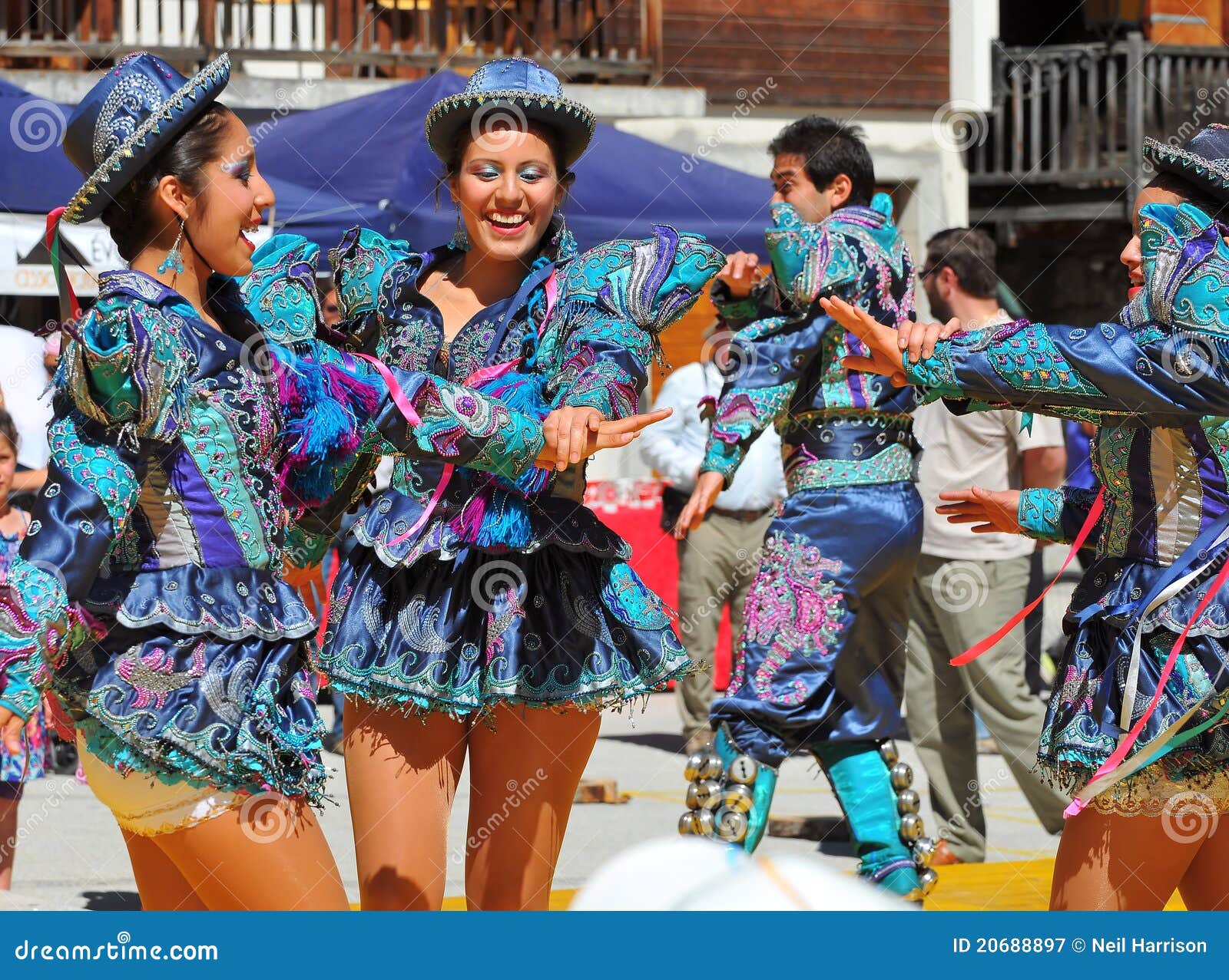 Baile Peruano Fotografía editorial - Imagen: 20688897