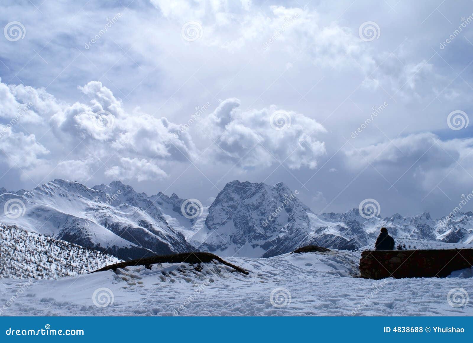 Baima Snow Mountain Of Meili Snow Mountain Nature Reserve In Deqin ...