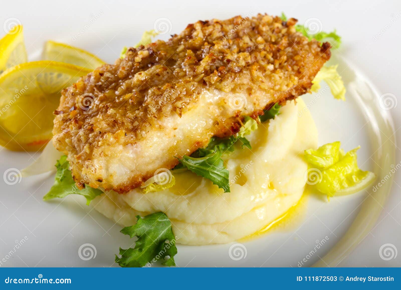 Cod Fish with Mashed Potato Stock Image - Image of dish, chips: 111872503