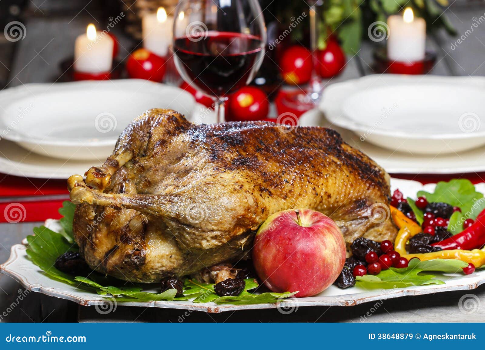 Baked Goose on Wooden Table Stock Image - Image of berberis, huge: 38648879