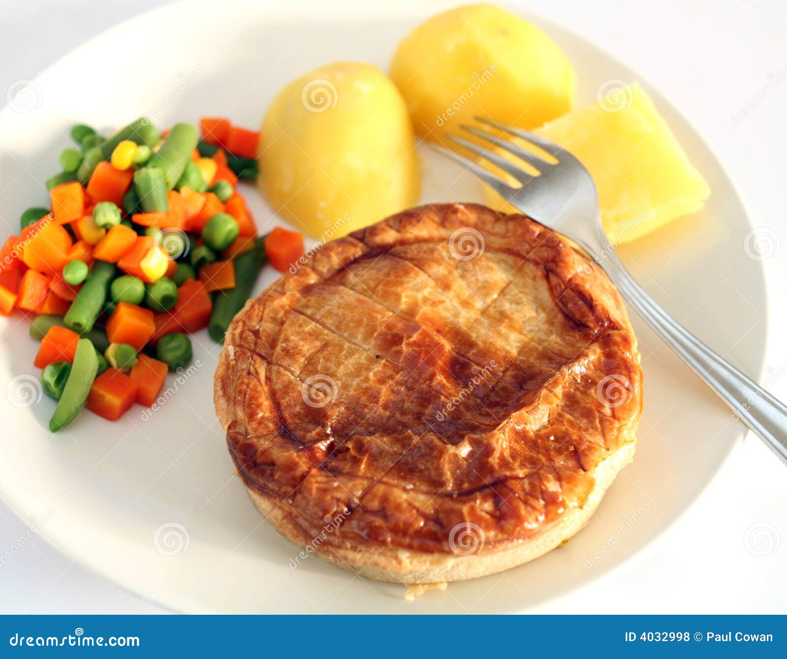Baked Pastry Pie Dinner Veg Stock Photo - Image of potatoes, carrots ...