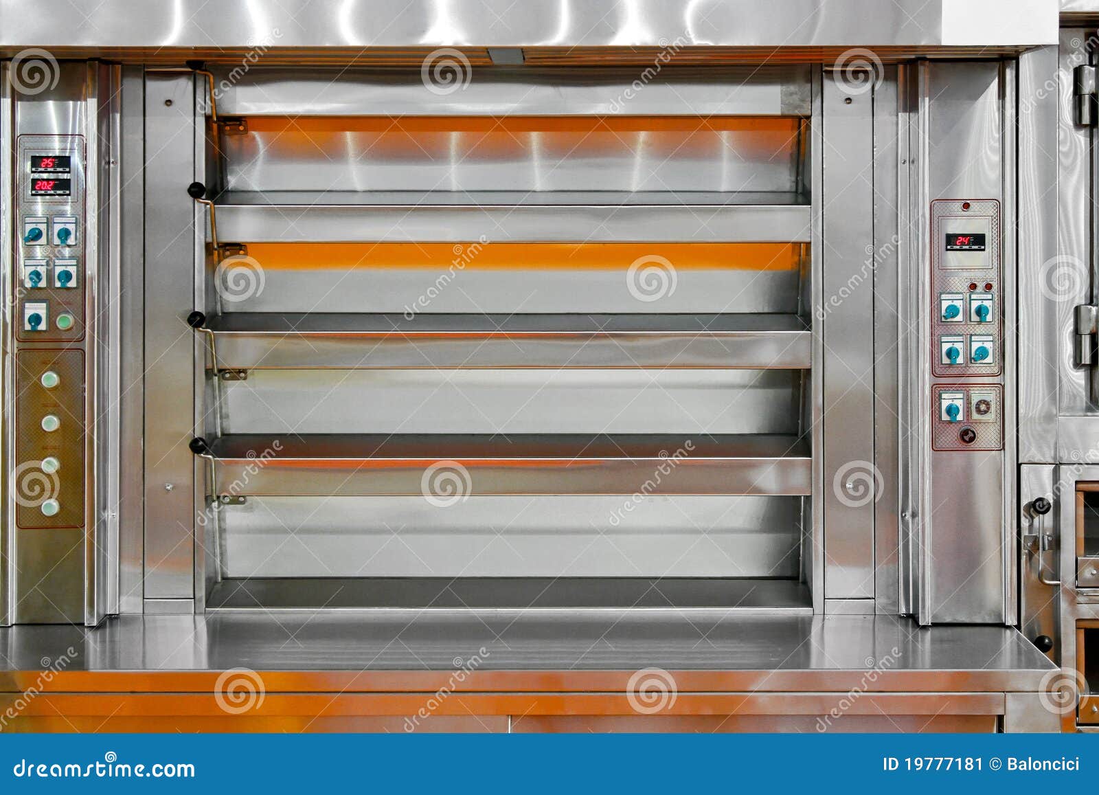 Bakery oven stock image. Image of appliance, bakeshop - 19777181