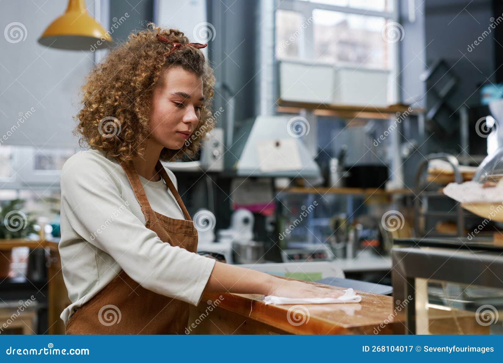 Bakery Worker Cleaning Counter Stock Image - Image of pastry, pandemic ...