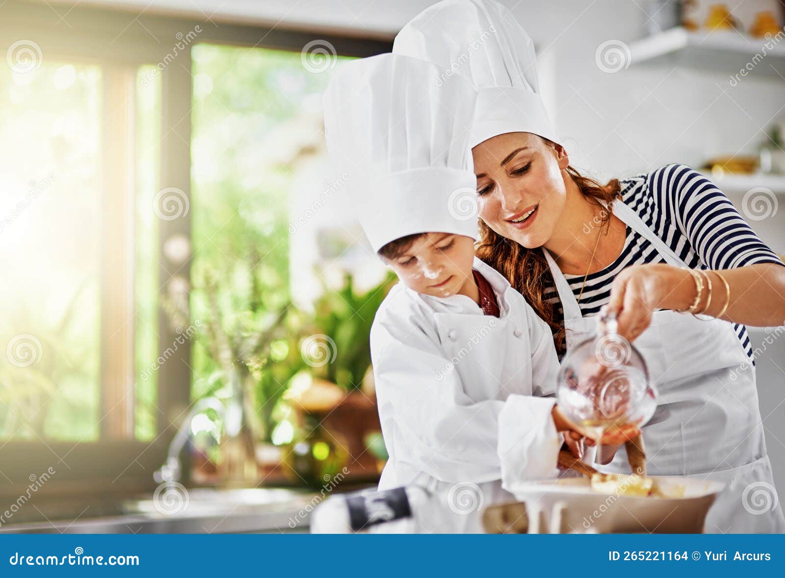 This Baking Class Was a Good Idea for Some Bonding. a Mother and Her ...