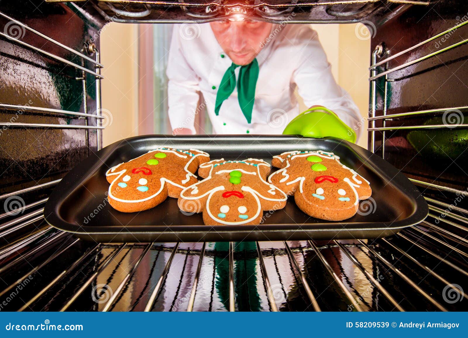 Baking Gingerbread Man in the Oven Stock Image - Image of cook, hold ...