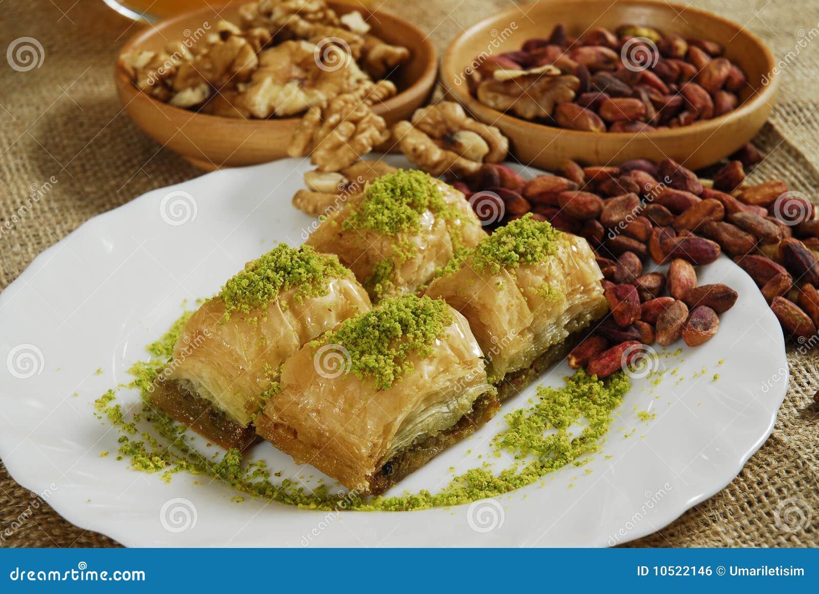 Baklava - Dessert Turc - Baklawa Photo stock - Image du touristique ...