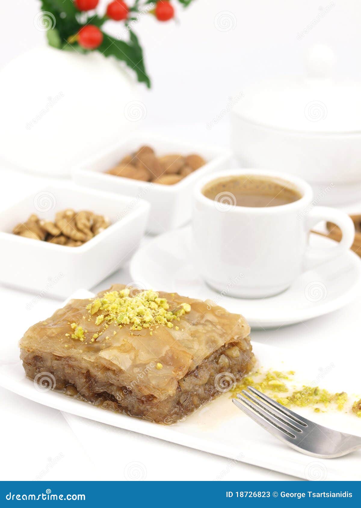 Baklava dulce del postre imagen de archivo. Imagen de postre - 18726823