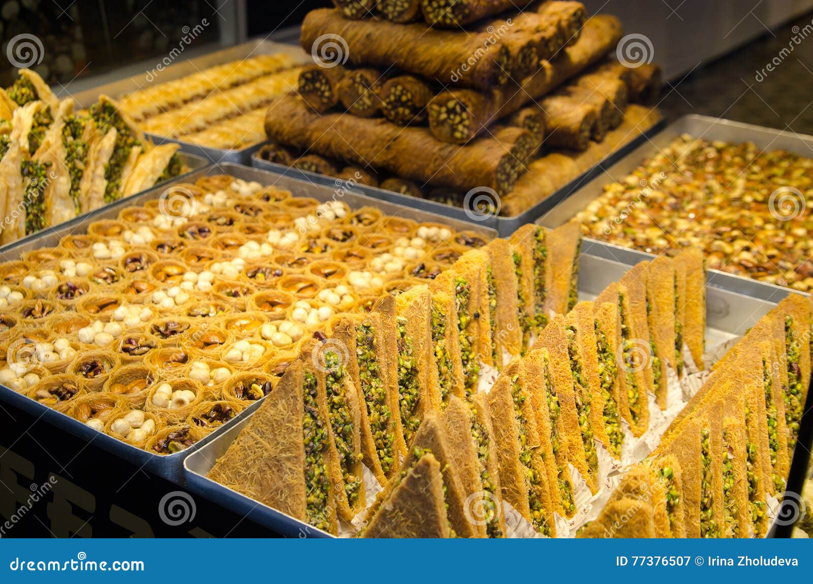 Baklava Dulce Turco De La Comida, Dulces Imagen de archivo - Imagen de ...
