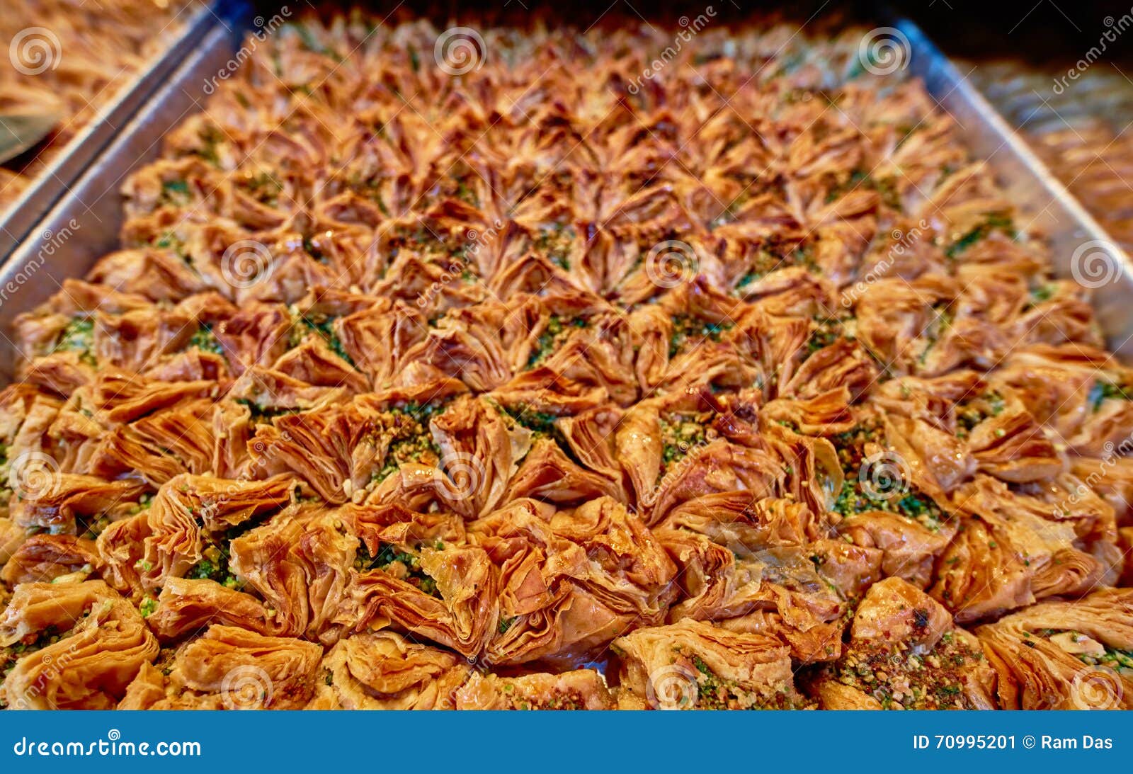 Baklawa image stock. Image du sucrerie, délicieux, baklava - 70995201